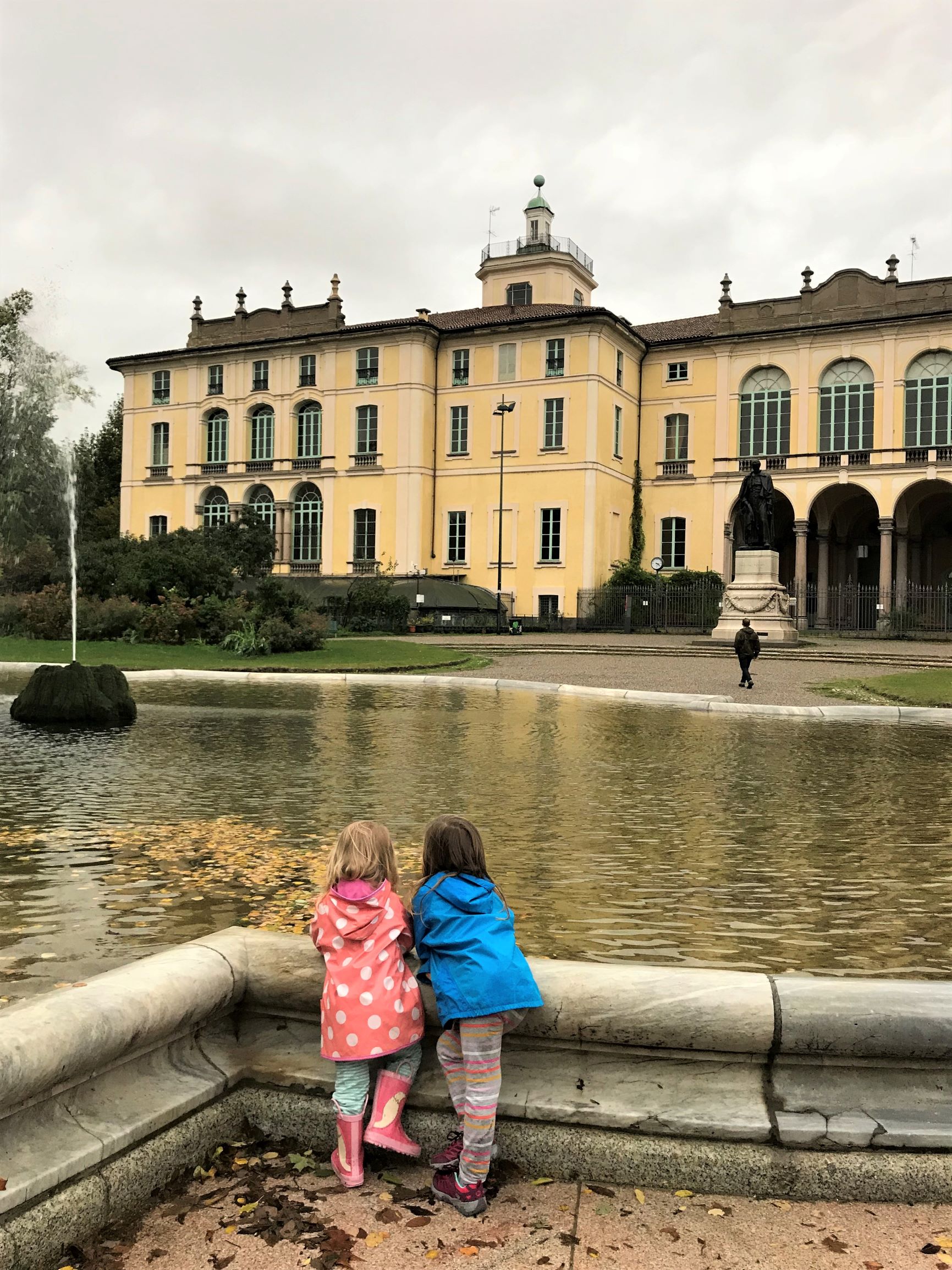 4 days in Milan: Things to see & do with kids - Piazzas & Playgrounds